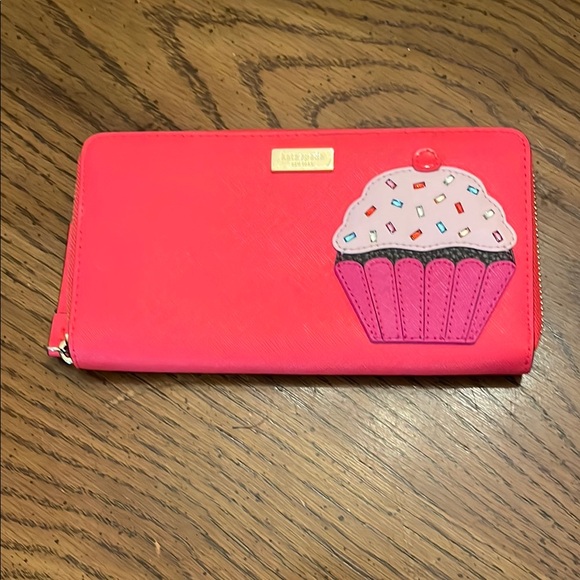 kate spade | Bags | Kate Spade Vibrant Pink Wallet With Cupcake Motif ...